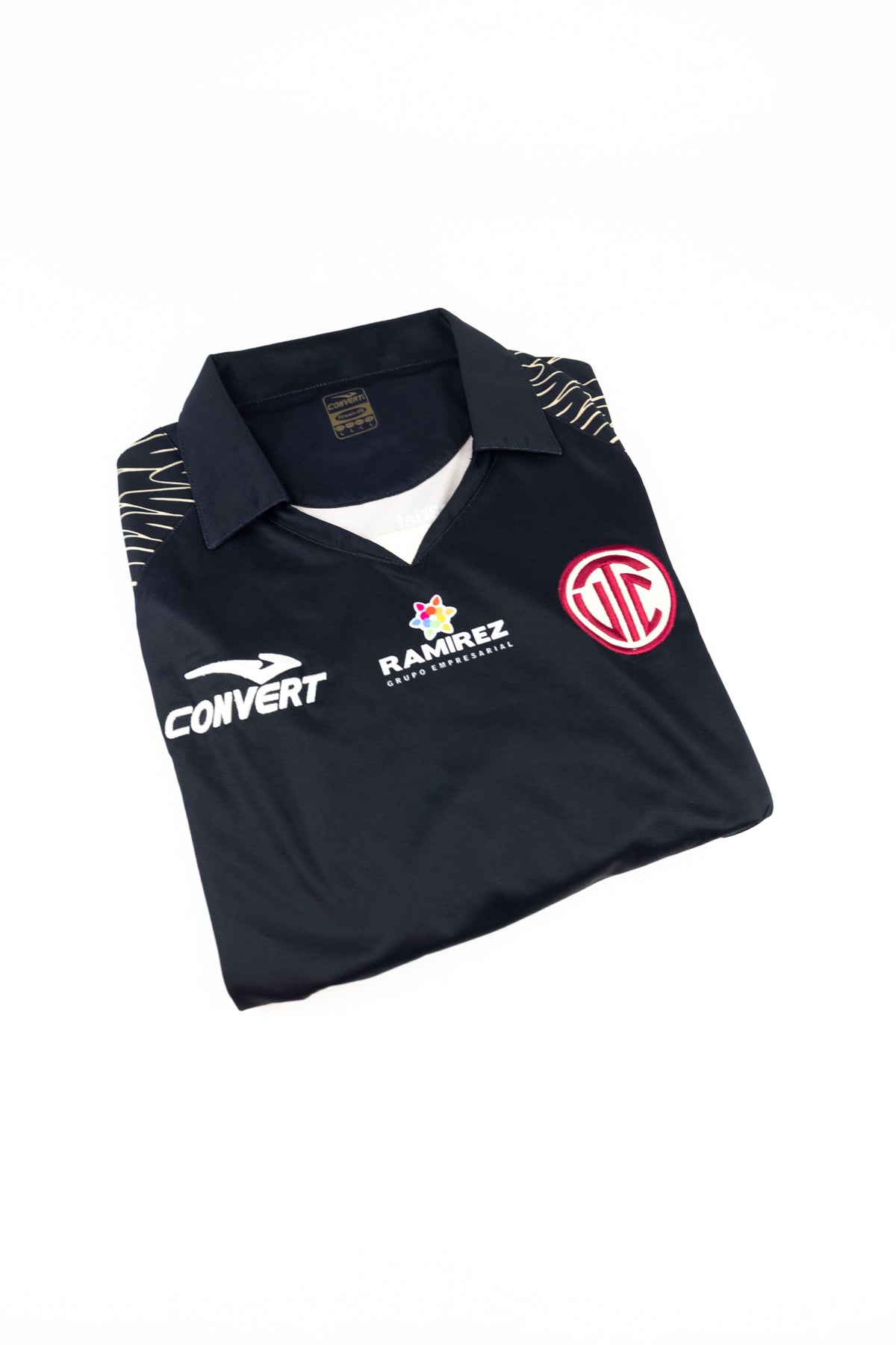 Universidad Tecnica de Cajamarca 2013 Football Shirt (Large) – Retro ...